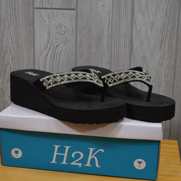 H2K | Shoes | Nwt Nib Sandals Gems Crystals Foam Soft H2k | Poshmark